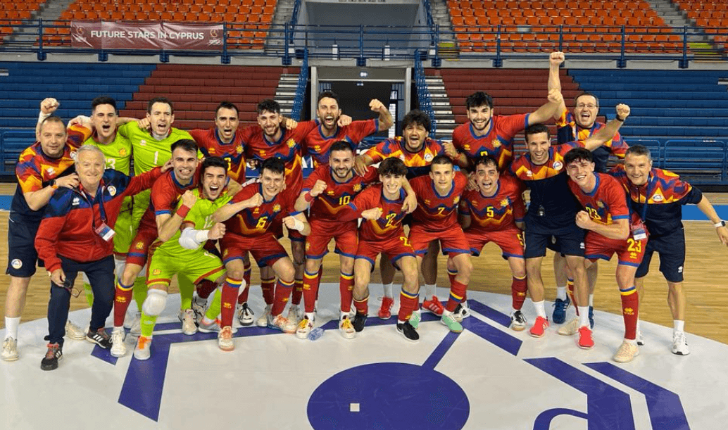 La selecció de futsal fa història i passa ronda a l'Europeu - Andorra ...